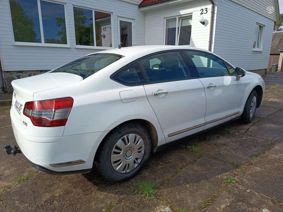 Balts Citroen C5 2011 Skuodas, ar dzinēja tilpumu 1.56 L un nobraukumu 430 tūkst. km par 2500 €, foto 6 vietnē AUTOMOTO.COM.LV