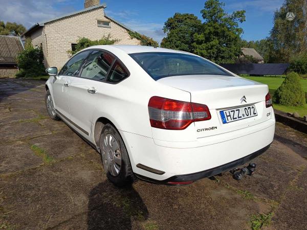 Balts Citroen C5 2011 Skuodas, ar dzinēja tilpumu 1.56 L un nobraukumu 430 tūkst. km par 2500 €, foto 8 vietnē AUTOMOTO.COM.LV