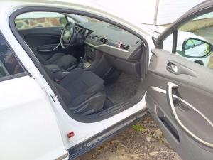 Balts Citroen C5 2011 Skuodas, ar dzinēja tilpumu 1.56 L un nobraukumu 430 tūkst. km par 2500 €, foto 14 vietnē AUTOMOTO.COM.LV