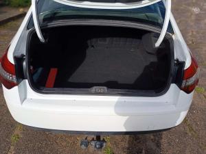 Balts Citroen C5 2011 Skuodas, ar dzinēja tilpumu 1.56 L un nobraukumu 430 tūkst. km par 2500 €, foto 17 vietnē AUTOMOTO.COM.LV