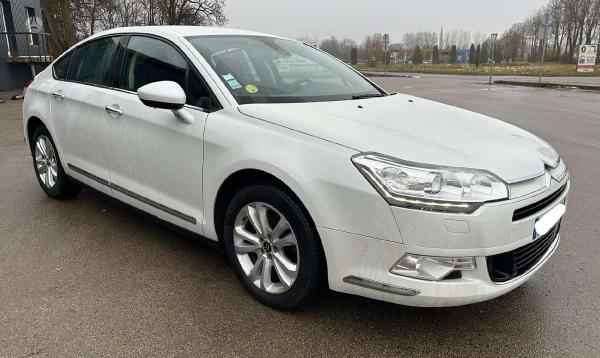 Balts Citroen C5 2012 Tauragė, ar dzinēja tilpumu 2.00 L un nobraukumu 263 tūkst. km par 4000 €, foto 3 vietnē AUTOMOTO.COM.LV
