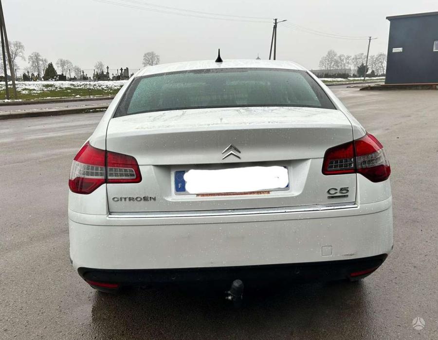 Balts Citroen C5 2012 Tauragė, ar dzinēja tilpumu 2.00 L un nobraukumu 263 tūkst. km par 4000 €, foto 6 vietnē AUTOMOTO.COM.LV