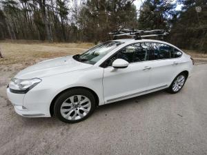 Balts Citroen C5 2012 Kauņa, ar dzinēja tilpumu 2.00 L un nobraukumu 380 tūkst. km par 3300 €, foto 4 vietnē AUTOMOTO.COM.LV