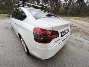 Balts Citroen C5 2012 Kauņa, ar dzinēja tilpumu 2.00 L un nobraukumu 380 tūkst. km par 3300 €, foto 8 vietnē AUTOMOTO.COM.LV