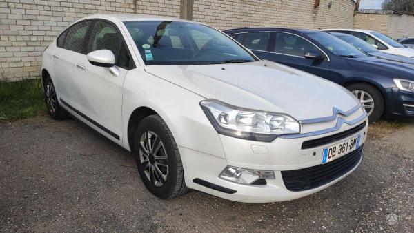 Balts Citroen C5 2013 Tauragė, ar dzinēja tilpumu 1.56 L un nobraukumu 277 tūkst. km par 3199 €, foto 2 vietnē AUTOMOTO.COM.LV