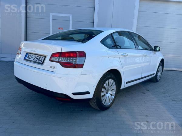 Balts Citroen C5 2013 Rīga, ar dzinēja tilpumu 1.60 L un nobraukumu 234 tūkst. km par 2500 €, foto 5 vietnē AUTOMOTO.COM.LV