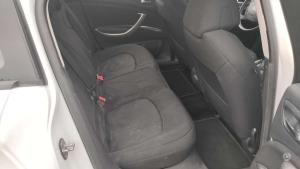 White Citroen C5 2013 in Taurage, with an engine capacity of 1.56 L and mileage of 277 thousand km for 2999 €, photo 14 on AUTOMOTO.COM.LV