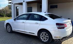 White Citroen C5 2014 in Rezekne, with an engine capacity of 1.60 L and mileage of 170 thousand km for 3300 €, photo 5 on AUTOMOTO.COM.LV