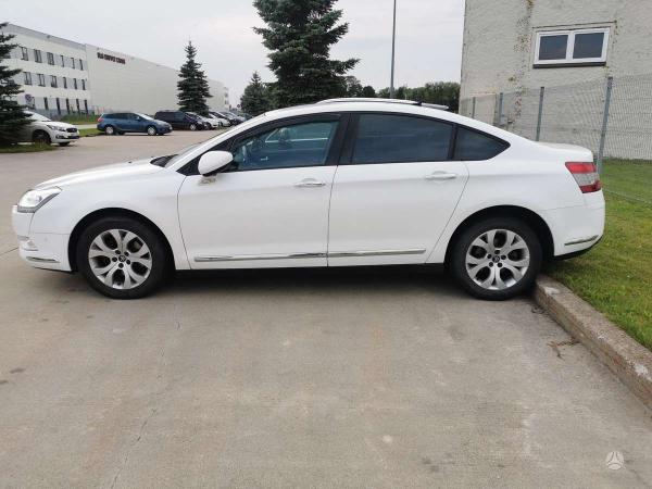 Balts Citroen C5 2015 Klaipėda, ar dzinēja tilpumu 2.00 L un nobraukumu 264 tūkst. km par 4300 €, foto 10 vietnē AUTOMOTO.COM.LV