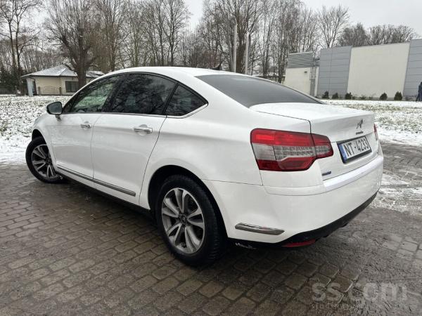 Balts Citroen C5 2016 Rīga, ar dzinēja tilpumu 2.00 L un nobraukumu 191 tūkst. km par 6950 €, foto 3 vietnē AUTOMOTO.COM.LV