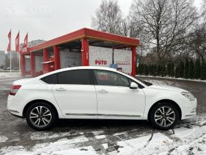 White Citroen C5 2016 in Riga, with an engine capacity of 2.00 L and mileage of 191 thousand km for 6950 €, photo 22 on AUTOMOTO.COM.LV