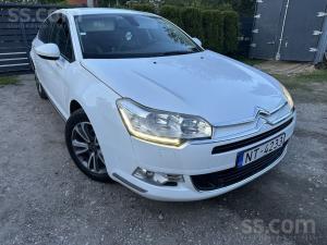 White Citroen C5 2016 in Riga, with an engine capacity of 2.00 L and mileage of 193 thousand km for 5750 €, photo  on AUTOMOTO.COM.LV
