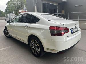 Balts Citroen C5 2016 Rīga, ar dzinēja tilpumu 2.00 L un nobraukumu 193 tūkst. km par 5500 €, foto 4 vietnē AUTOMOTO.COM.LV