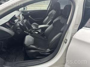 Balts Citroen C5 2016 Rīga, ar dzinēja tilpumu 2.00 L un nobraukumu 193 tūkst. km par 5500 €, foto 14 vietnē AUTOMOTO.COM.LV