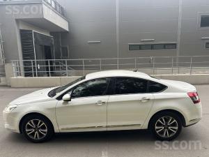 Balts Citroen C5 2016 Rīga, ar dzinēja tilpumu 2.00 L un nobraukumu 193 tūkst. km par 5500 €, foto 21 vietnē AUTOMOTO.COM.LV