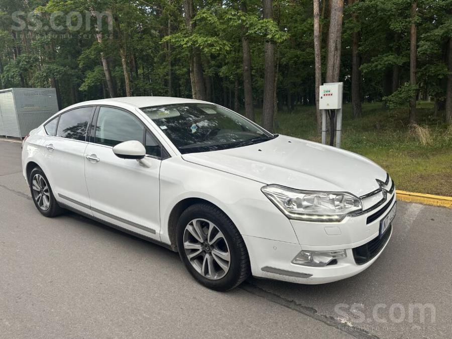 Balts Citroen C5 2016 Rīga, ar dzinēja tilpumu 2.00 L un nobraukumu 193 tūkst. km par 5500 €, foto 33 vietnē AUTOMOTO.COM.LV