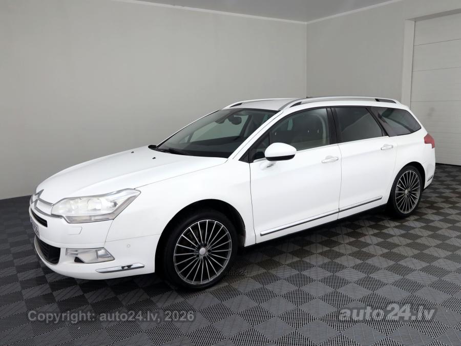 White Citroen C5 2008 in Tallinn, with an engine capacity of 2.00 L and mileage of 397 thousand km for 1499 €, photo 3 on AUTOMOTO.COM.LV