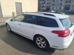 White Citroen C5 2009 in Riga, with an engine capacity of 2.00 L and mileage of 340 thousand km for 1550 €, photo 8 on AUTOMOTO.COM.LV