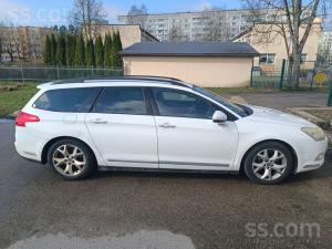 White Citroen C5 2009 in Riga, with an engine capacity of 2.00 L and mileage of 340 thousand km for 1550 €, photo 12 on AUTOMOTO.COM.LV