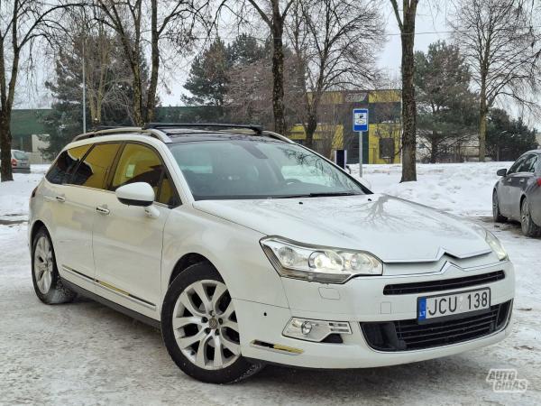 White Citroen C5 2010 in Silute, with an engine capacity of 2.00 L and mileage of 260 thousand km for 2500 €, photo 6 on AUTOMOTO.COM.LV