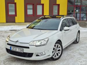 White Citroen C5 2010 in Silute, with an engine capacity of 2.00 L and mileage of 260 thousand km for 2500 €, photo 8 on AUTOMOTO.COM.LV