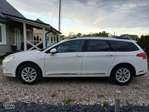 Balts Citroen C5 2011 Alīta, ar dzinēja tilpumu 1.60 L un nobraukumu 331 tūkst. km par 2500 €, foto 3 vietnē AUTOMOTO.COM.LV