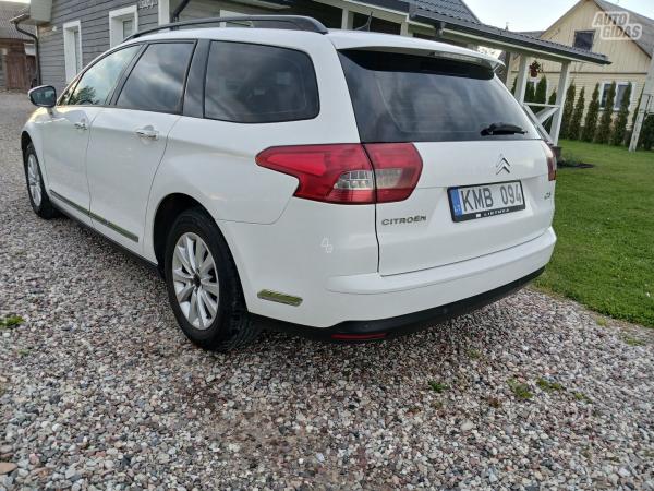 White Citroen C5 2011 in Alytus, with an engine capacity of 1.60 L and mileage of 331 thousand km for 2500 €, photo 3 on AUTOMOTO.COM.LV