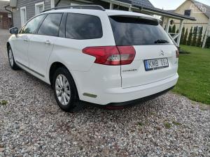 Balts Citroen C5 2011 Alīta, ar dzinēja tilpumu 1.60 L un nobraukumu 331 tūkst. km par 2500 €, foto 4 vietnē AUTOMOTO.COM.LV