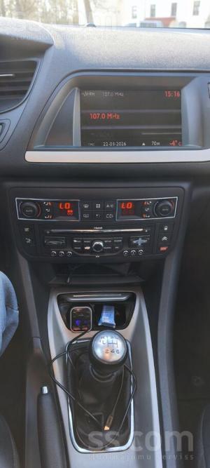 Balts Citroen C5 2011 Jūrmala, ar dzinēja tilpumu 1.60 L un nobraukumu 208 tūkst. km par 4000 €, foto 17 vietnē AUTOMOTO.COM.LV