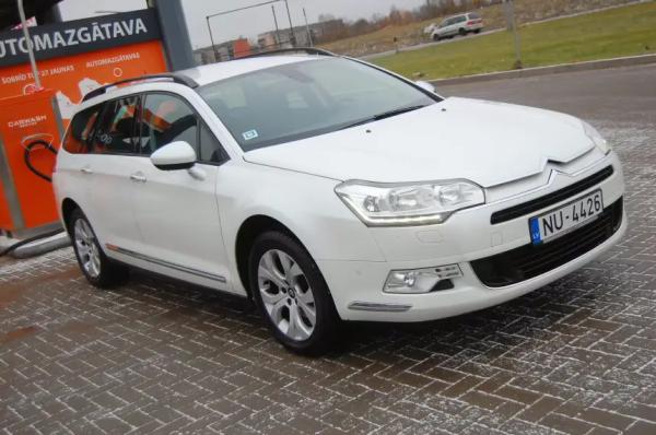 White Citroen C5 2011 in Jekabpils, with an engine capacity of 2.00 L and mileage of 250 thousand km for 4990 €, photo 5 on AUTOMOTO.COM.LV