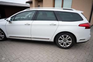 Balts Citroen C5 2011 Panevēža, ar dzinēja tilpumu 2.00 L un nobraukumu 306 tūkst. km par 2299 €, foto 6 vietnē AUTOMOTO.COM.LV