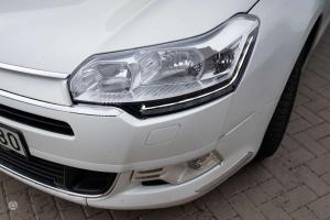 Balts Citroen C5 2011 Panevēža, ar dzinēja tilpumu 2.00 L un nobraukumu 306 tūkst. km par 2299 €, foto 15 vietnē AUTOMOTO.COM.LV