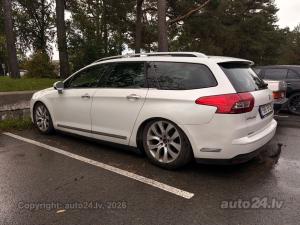 White Citroen C5 2011 in Tallinn, with an engine capacity of 2.00 L and mileage of 338 thousand km for 1660 €, photo  on AUTOMOTO.COM.LV