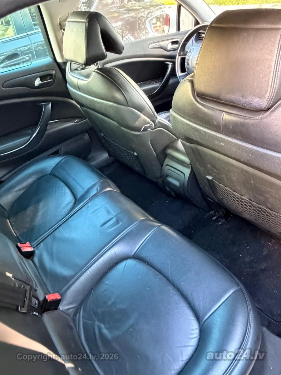 White Citroen C5 2011 in Tallinn, with an engine capacity of 2.00 L and mileage of 338 thousand km for 1660 €, photo 3 on AUTOMOTO.COM.LV