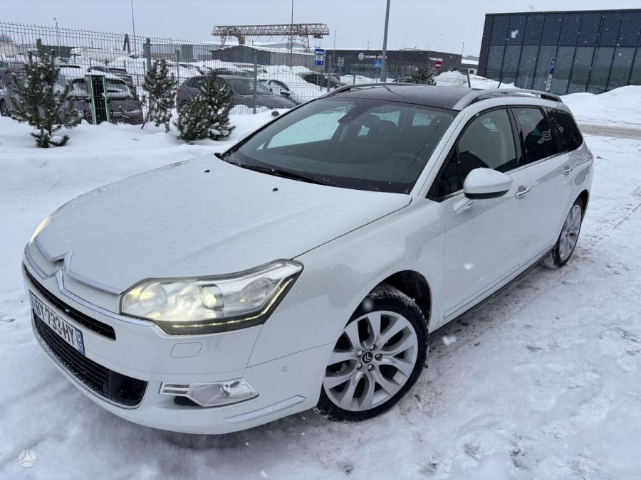 Balts Citroen C5 2012 Šauļi, ar dzinēja tilpumu 2.00 L un nobraukumu 333 tūkst. km par 3250 €, foto 2 vietnē AUTOMOTO.COM.LV