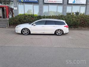 White Citroen C5 2012 in Riga, with an engine capacity of 3.00 L and mileage of 0 thousand km for 5350 €, photo 8 on AUTOMOTO.COM.LV