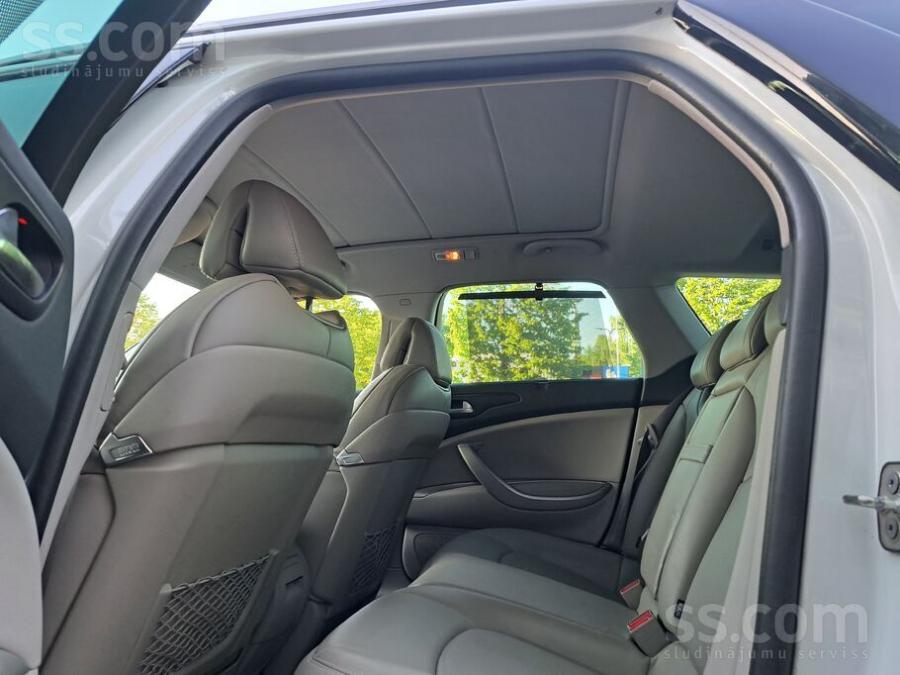 White Citroen C5 2012 in Riga, with an engine capacity of 3.00 L and mileage of 0 thousand km for 5350 €, photo 14 on AUTOMOTO.COM.LV