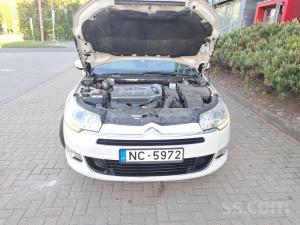White Citroen C5 2012 in Riga, with an engine capacity of 3.00 L and mileage of 0 thousand km for 5350 €, photo 32 on AUTOMOTO.COM.LV