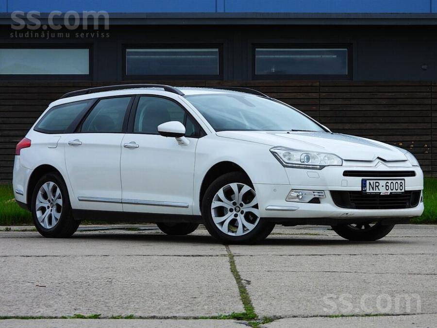 White Citroen C5 2012 in Riga, with an engine capacity of 2.00 L and mileage of 323 thousand km for 5000 €, photo 4 on AUTOMOTO.COM.LV