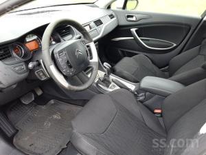 Balts Citroen C5 2012 Rīga, ar dzinēja tilpumu 1.60 L un nobraukumu 248 tūkst. km par 4650 €, foto 6 vietnē AUTOMOTO.COM.LV