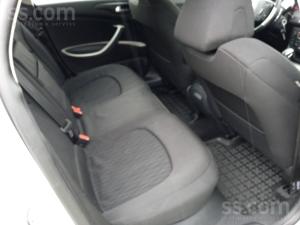 Balts Citroen C5 2012 Rīga, ar dzinēja tilpumu 1.60 L un nobraukumu 248 tūkst. km par 4650 €, foto 8 vietnē AUTOMOTO.COM.LV