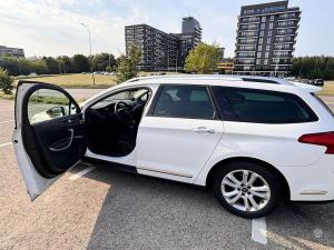 Balts Citroen C5 2012 Viļņa, ar dzinēja tilpumu 2.00 L un nobraukumu 280 tūkst. km par 1500 €, foto 5 vietnē AUTOMOTO.COM.LV