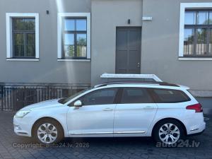 White Citroen C5 2012 in Rapla, with an engine capacity of 2.00 L and mileage of 302 thousand km for 2000 €, photo 3 on AUTOMOTO.COM.LV