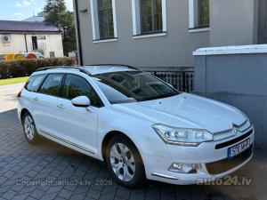 White Citroen C5 2012 in Rapla, with an engine capacity of 2.00 L and mileage of 302 thousand km for 2000 €, photo 5 on AUTOMOTO.COM.LV