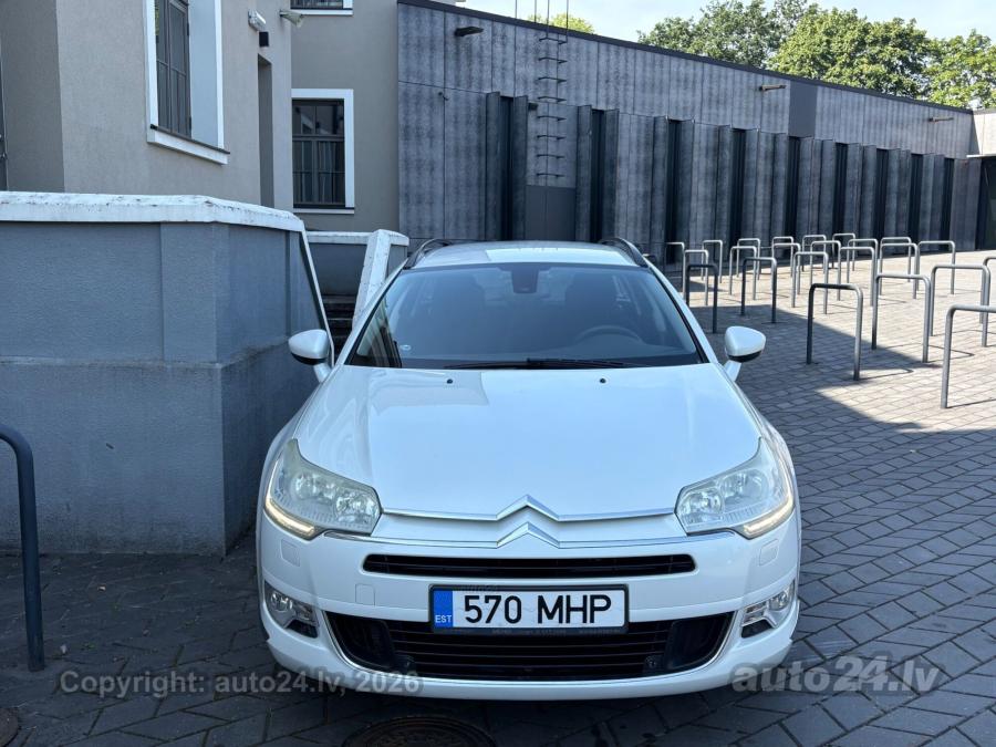 White Citroen C5 2012 in Rapla, with an engine capacity of 2.00 L and mileage of 302 thousand km for 2000 €, photo 8 on AUTOMOTO.COM.LV