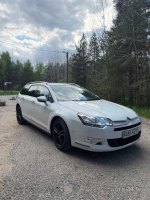 Balts Citroen C5 2013 Tallina, ar dzinēja tilpumu 2.00 L un nobraukumu 213 tūkst. km par 5000 €, foto 4 vietnē AUTOMOTO.COM.LV