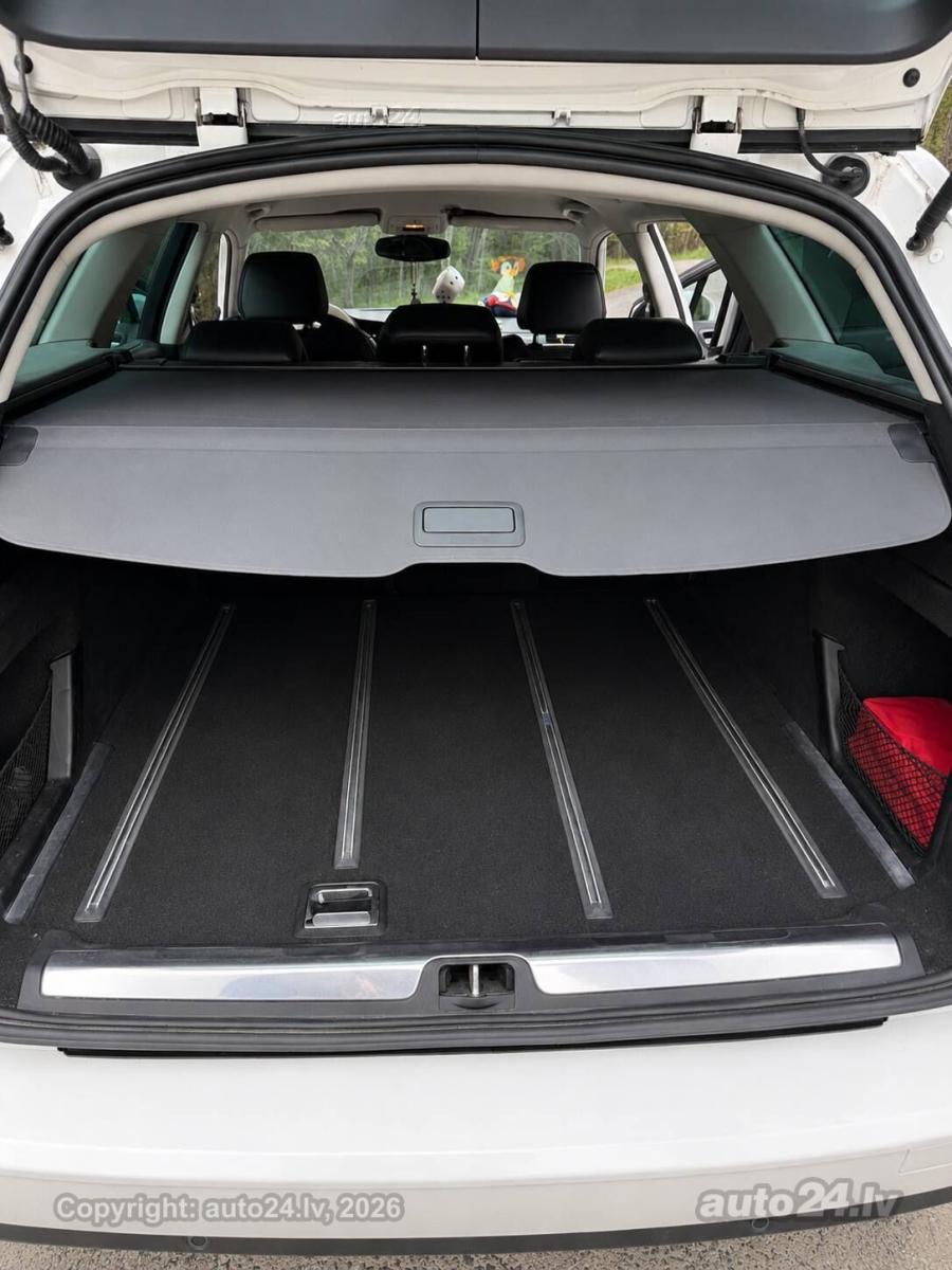 Balts Citroen C5 2013 Tallina, ar dzinēja tilpumu 2.00 L un nobraukumu 213 tūkst. km par 5000 €, foto 10 vietnē AUTOMOTO.COM.LV