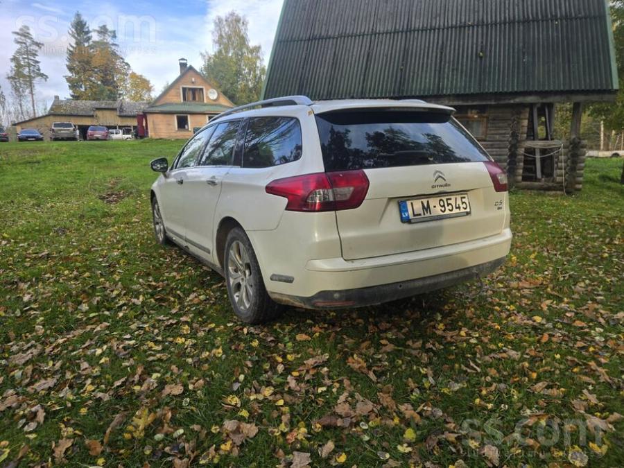 Balts Citroen C5 2014 Tukums, ar dzinēja tilpumu 1.60 L un nobraukumu 433 tūkst. km par 750 €, foto 1 vietnē AUTOMOTO.COM.LV