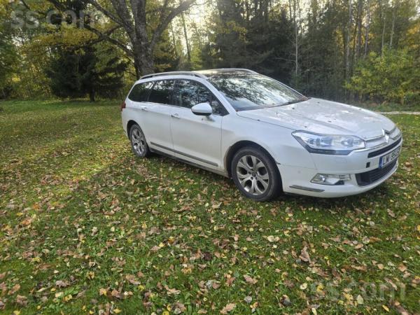 Balts Citroen C5 2014 Tukums, ar dzinēja tilpumu 1.60 L un nobraukumu 433 tūkst. km par 750 €, foto 5 vietnē AUTOMOTO.COM.LV
