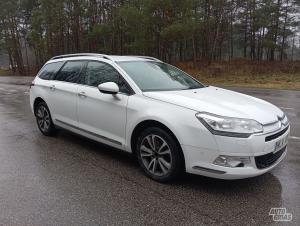 White Citroen C5 2016 in Ukmerge, with an engine capacity of 2.00 L and mileage of 288 thousand km for 3900 €, photo  on AUTOMOTO.COM.LV
